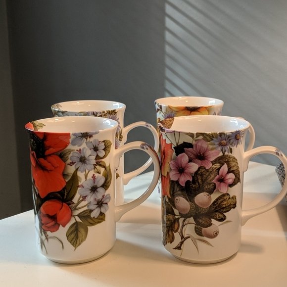 St.George | Kitchen | Stgeorge Fine Bone China Cups | Poshmark